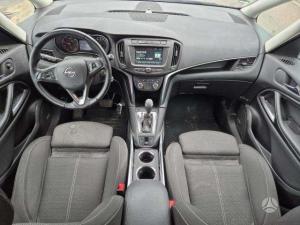 Melns Opel Zafira Tourer 2019 Viļņa, ar dzinēja tilpumu 1.96 L un nobraukumu 200 tūkst. km par 7500 €, foto 4 vietnē AUTOMOTO.COM.LV