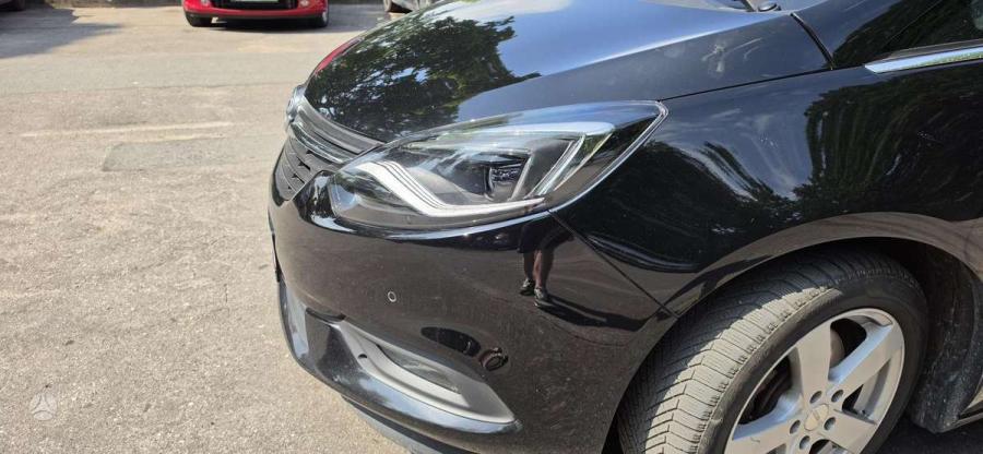 Melns Opel Zafira Tourer 2019 Viļņa, ar dzinēja tilpumu 1.96 L un nobraukumu 200 tūkst. km par 8999 €, foto 7 vietnē AUTOMOTO.COM.LV