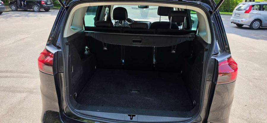 Melns Opel Zafira Tourer 2019 Viļņa, ar dzinēja tilpumu 1.96 L un nobraukumu 200 tūkst. km par 8999 €, foto 15 vietnē AUTOMOTO.COM.LV