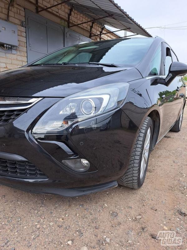 Черный Опель Zafira Tourer 2012 в Мажейкяй, объемом двигателя 2.00 л и пробегом 379 тыс. км за 4350 €, фото 8 на AUTOMOTO.COM.LV