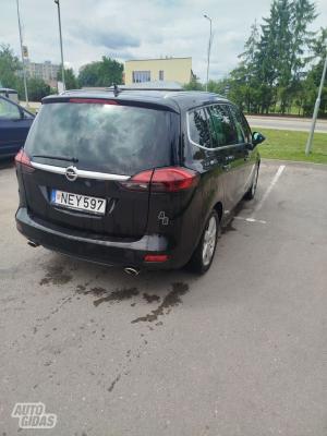 Черный Опель Zafira Tourer 2013 в Вильнюс, объемом двигателя 2.00 л и пробегом 272 тыс. км за 6990 €, фото  на AUTOMOTO.COM.LV