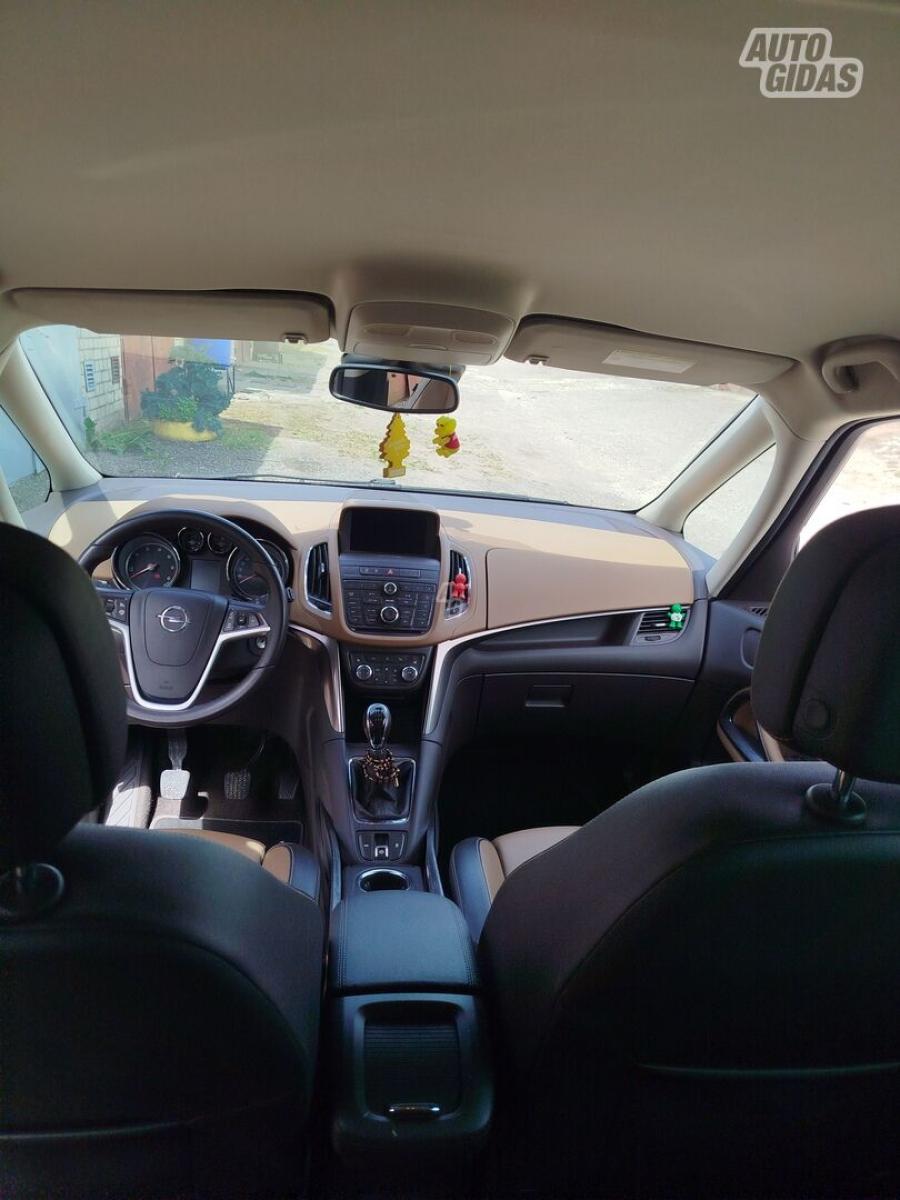 Черный Опель Zafira Tourer 2013 в Вильнюс, объемом двигателя 2.00 л и пробегом 272 тыс. км за 6990 €, фото 20 на AUTOMOTO.COM.LV