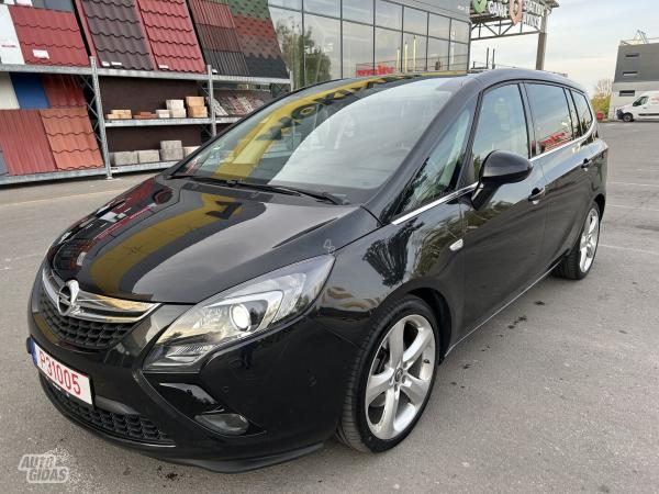 Black Opel Zafira Tourer 2015 in Alytus, with an engine capacity of 2.00 L and mileage of 212 thousand km for 7900 €, photo 2 on AUTOMOTO.COM.LV
