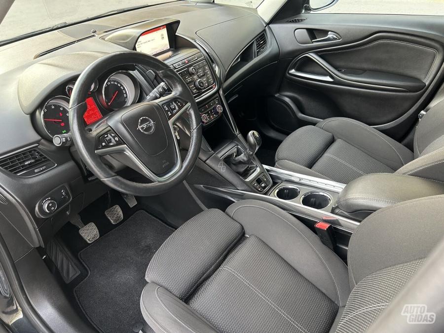 Черный Опель Zafira Tourer 2015 в Алитус, объемом двигателя 2.00 л и пробегом 212 тыс. км за 7900 €, фото 11 на AUTOMOTO.COM.LV