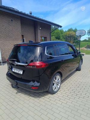 Черный Опель Zafira Tourer 2017 в Алитус, объемом двигателя 1.60 л и пробегом 220 тыс. км за 7950 €, фото 4 на AUTOMOTO.COM.LV