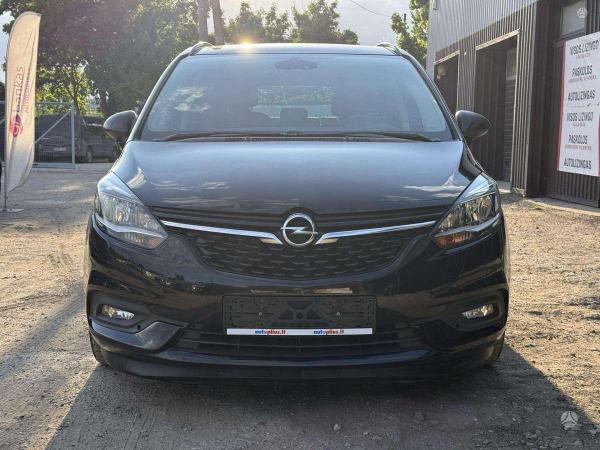 Black Opel Zafira Tourer 2017 in Siauliai, with an engine capacity of 1.96 L and mileage of 268 thousand km for 7000 €, photo 3 on AUTOMOTO.COM.LV
