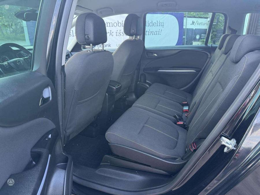 Black Opel Zafira Tourer 2017 in Siauliai, with an engine capacity of 1.96 L and mileage of 268 thousand km for 7000 €, photo 13 on AUTOMOTO.COM.LV