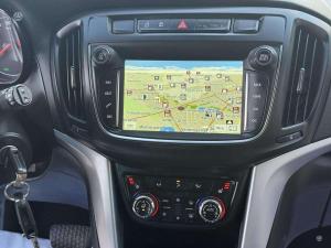 Black Opel Zafira Tourer 2017 in Siauliai, with an engine capacity of 1.96 L and mileage of 268 thousand km for 7000 €, photo 16 on AUTOMOTO.COM.LV