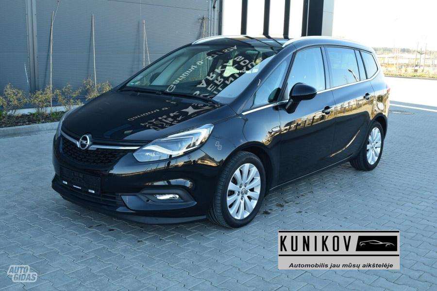 Black Opel Zafira Tourer 2017 in Vilnius, with an engine capacity of 2.00 L and mileage of 297 thousand km for 7500 €, photo 1 on AUTOMOTO.COM.LV