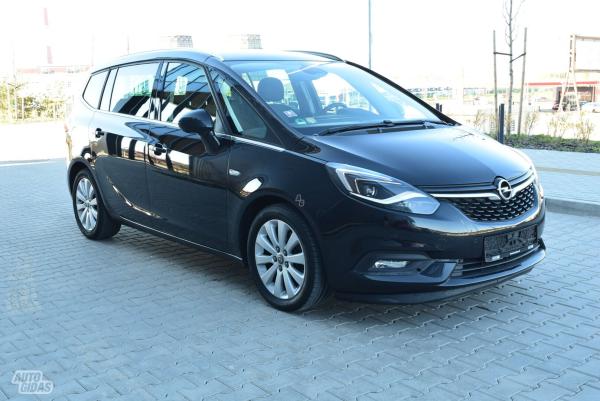Черный Опель Zafira Tourer 2017 в Вильнюс, объемом двигателя 2.00 л и пробегом 297 тыс. км за 7500 €, фото 3 на AUTOMOTO.COM.LV