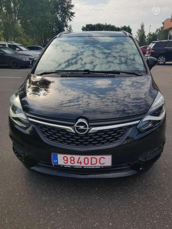Melns Opel Zafira Tourer 2018 Viļņa, ar dzinēja tilpumu 1.60 L un nobraukumu 214 tūkst. km par 8900 €, foto 1 vietnē AUTOMOTO.COM.LV