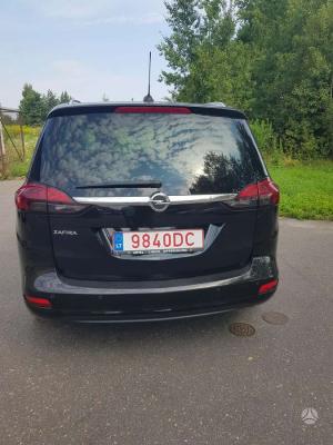 Черный Опель Zafira Tourer 2018 в Вильнюс, объемом двигателя 1.60 л и пробегом 214 тыс. км за 8900 €, фото 4 на AUTOMOTO.COM.LV
