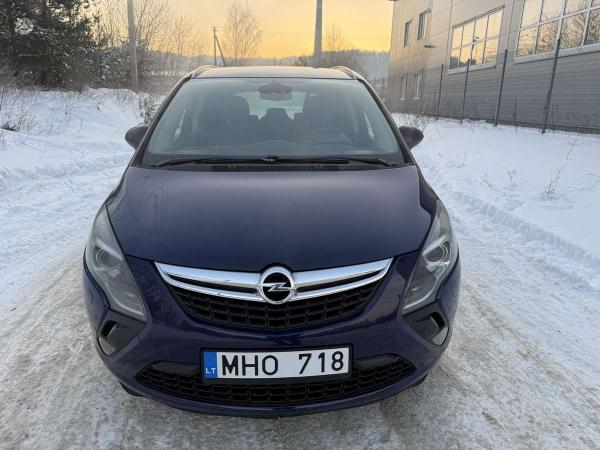 Zils Opel Zafira Tourer 2012 Viļņa, ar dzinēja tilpumu 1.96 L un nobraukumu 275 tūkst. km par 3900 €, foto 2 vietnē AUTOMOTO.COM.LV
