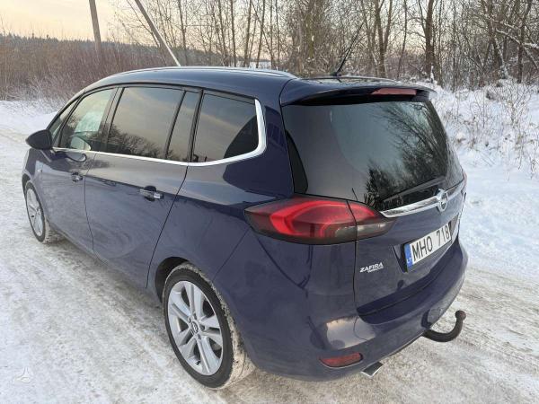 Zils Opel Zafira Tourer 2012 Viļņa, ar dzinēja tilpumu 1.96 L un nobraukumu 275 tūkst. km par 3900 €, foto 6 vietnē AUTOMOTO.COM.LV