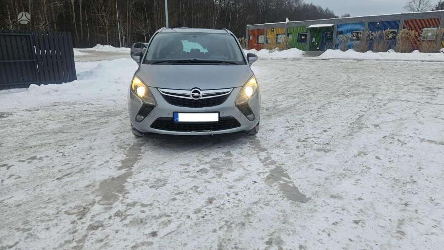 Синий Опель Zafira Tourer 2012 в Клайпеда, объемом двигателя 1.96 л и пробегом 241 тыс. км за 4790 €, фото 3 на AUTOMOTO.COM.LV