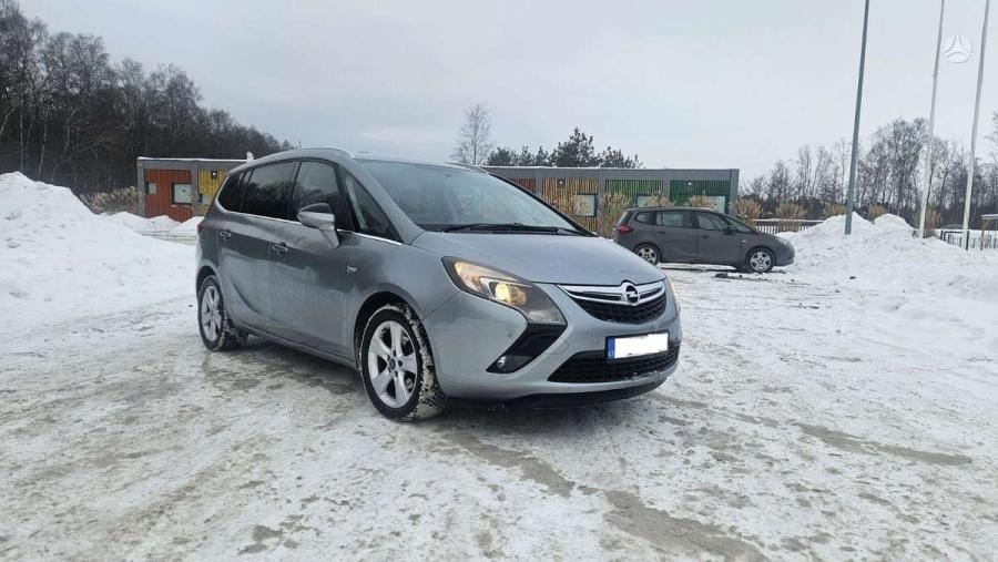 Синий Опель Zafira Tourer 2012 в Клайпеда, объемом двигателя 1.96 л и пробегом 241 тыс. км за 4790 €, фото 4 на AUTOMOTO.COM.LV
