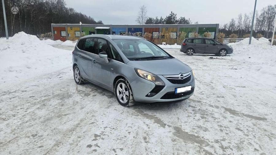 Синий Опель Zafira Tourer 2012 в Клайпеда, объемом двигателя 1.96 л и пробегом 241 тыс. км за 4790 €, фото 9 на AUTOMOTO.COM.LV