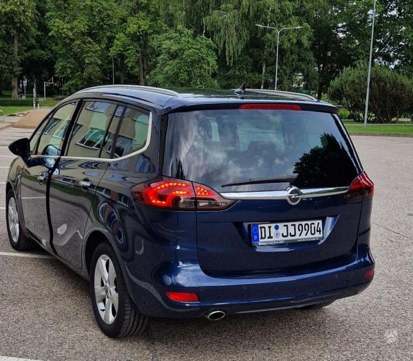 Синий Опель Zafira Tourer 2012 в Алитус, объемом двигателя 1.96 л и пробегом 254 тыс. км за 5300 €, фото 4 на AUTOMOTO.COM.LV