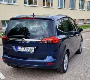 Zils Opel Zafira Tourer 2012 Alīta, ar dzinēja tilpumu 1.96 L un nobraukumu 254 tūkst. km par 5300 €, foto 7 vietnē AUTOMOTO.COM.LV