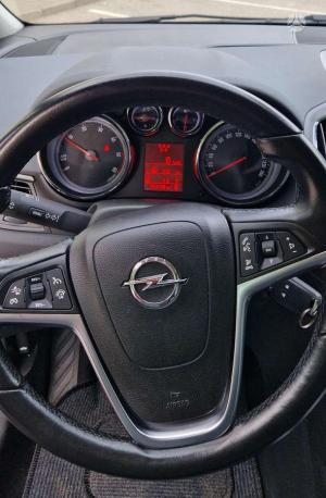 Zils Opel Zafira Tourer 2012 Alīta, ar dzinēja tilpumu 1.96 L un nobraukumu 254 tūkst. km par 5300 €, foto 16 vietnē AUTOMOTO.COM.LV