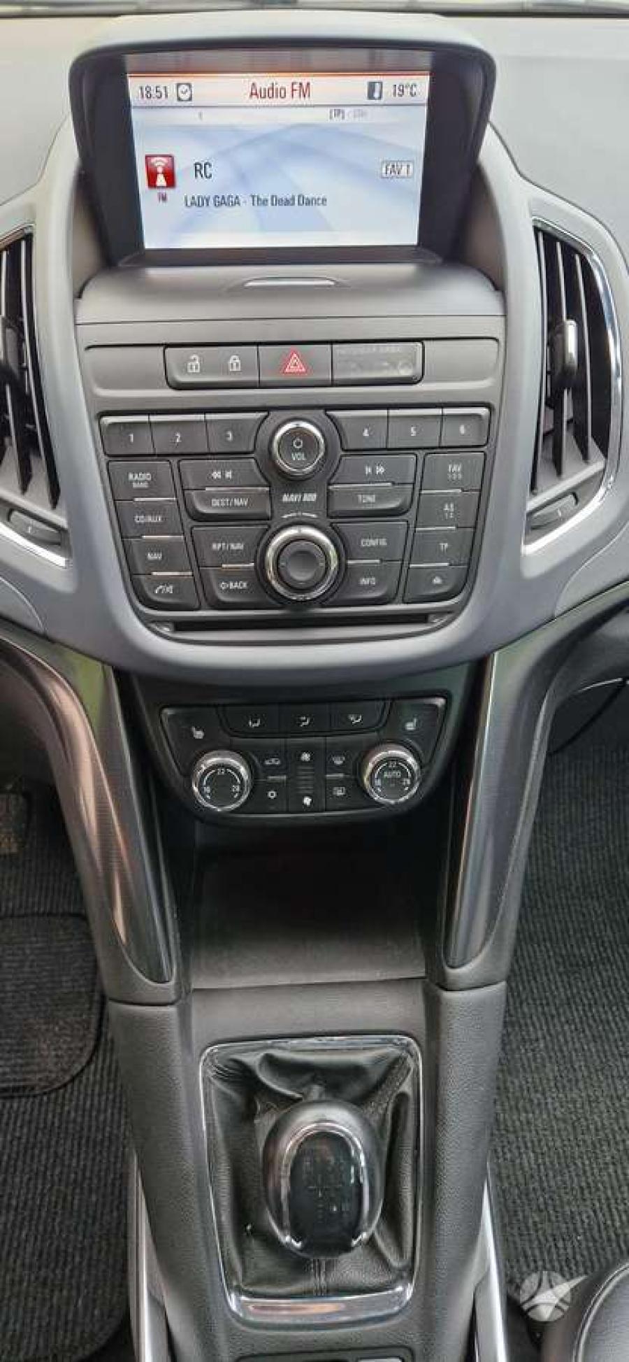 Zils Opel Zafira Tourer 2012 Alīta, ar dzinēja tilpumu 1.96 L un nobraukumu 254 tūkst. km par 5300 €, foto 17 vietnē AUTOMOTO.COM.LV