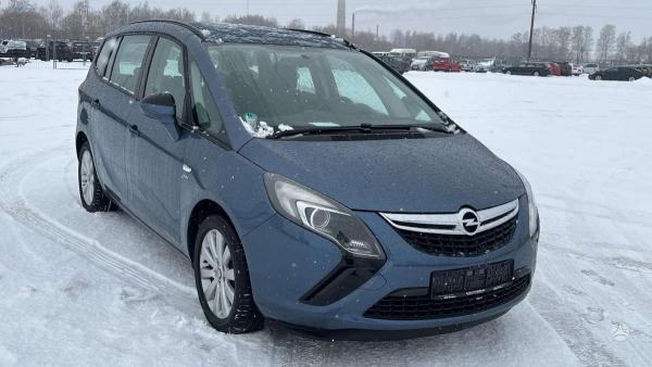 Zils Opel Zafira Tourer 2013 Marijampole, ar dzinēja tilpumu 1.96 L un nobraukumu 263 tūkst. km par 4300 €, foto 1 vietnē AUTOMOTO.COM.LV