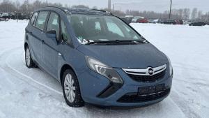 Синий Опель Zafira Tourer 2013 в Мариямполе, объемом двигателя 1.96 л и пробегом 263 тыс. км за 4300 €, фото  на AUTOMOTO.COM.LV
