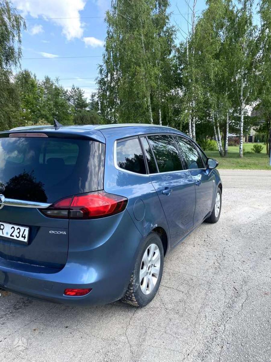 Синий Опель Zafira Tourer 2014 в Паневежис, объемом двигателя 1.60 л и пробегом 285 тыс. км за 4650 €, фото 4 на AUTOMOTO.COM.LV