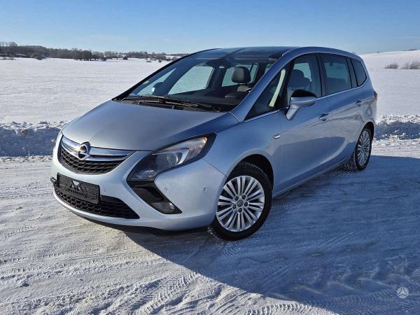 Blue Opel Zafira Tourer 2015 in Kaunas, with an engine capacity of 1.60 L and mileage of 256 thousand km for 5989 €, photo 7 on AUTOMOTO.COM.LV
