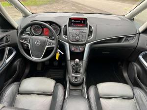 Zils Opel Zafira Tourer 2015 Kauņa, ar dzinēja tilpumu 1.60 L un nobraukumu 256 tūkst. km par 5650 €, foto 14 vietnē AUTOMOTO.COM.LV