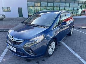 Blue Opel Zafira Tourer 2015 in Panevezys, with an engine capacity of 1.60 L and mileage of 250 thousand km for 4350 €, photo  on AUTOMOTO.COM.LV