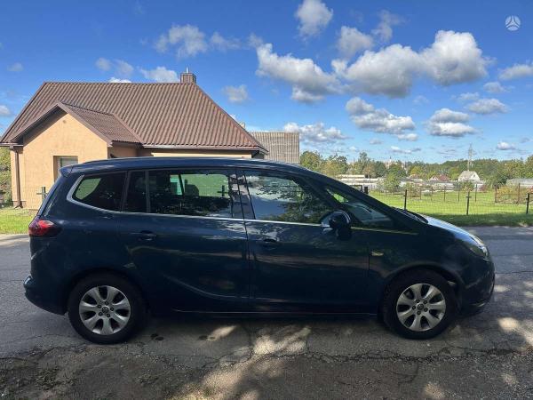 Синий Опель Zafira Tourer 2015 в Шяуляй, объемом двигателя 1.60 л и пробегом 198 тыс. км за 4350 €, фото 4 на AUTOMOTO.COM.LV