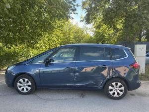 Blue Opel Zafira Tourer 2015 in Siauliai, with an engine capacity of 1.60 L and mileage of 198 thousand km for 4350 €, photo 7 on AUTOMOTO.COM.LV
