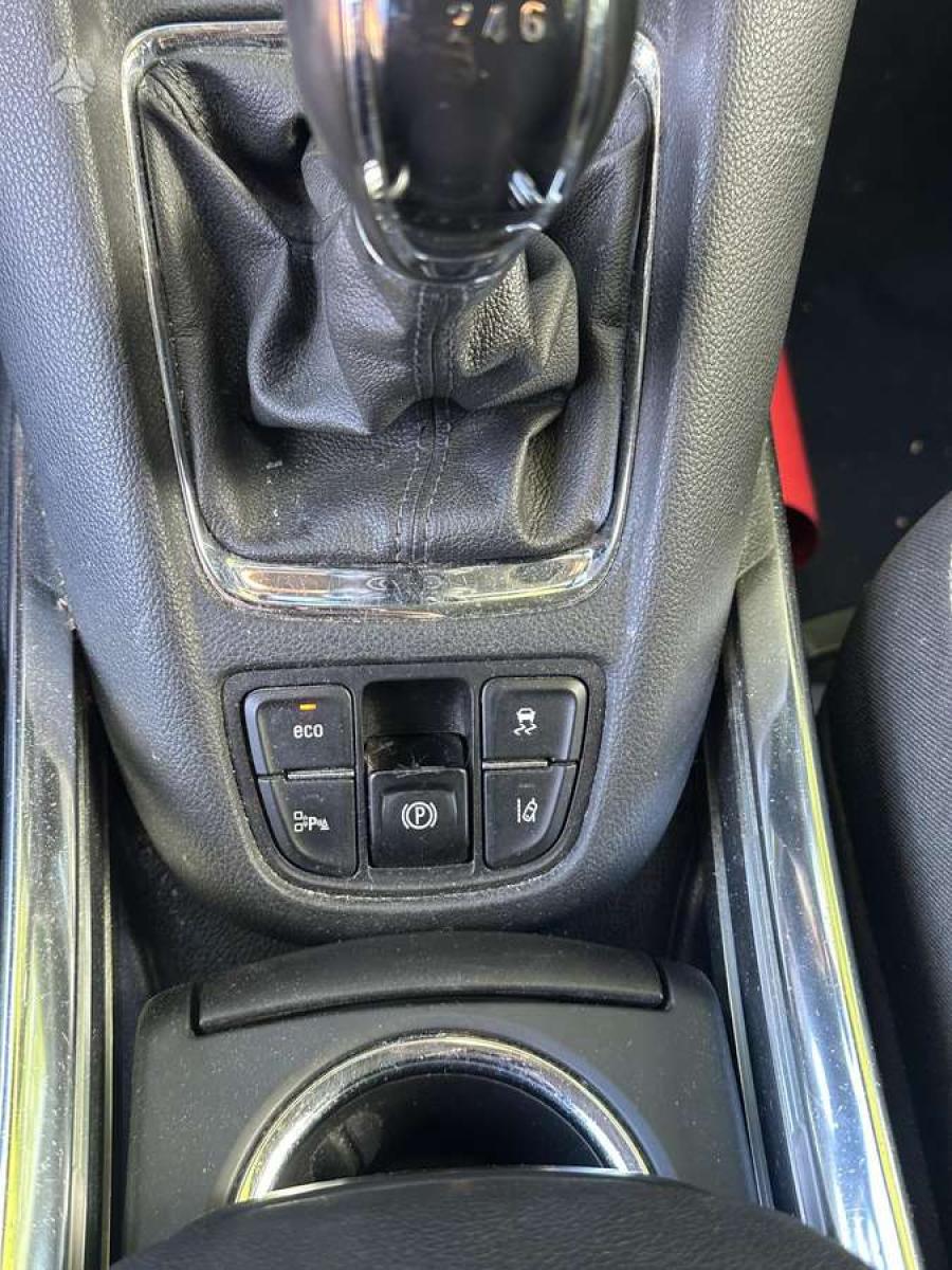 Blue Opel Zafira Tourer 2015 in Siauliai, with an engine capacity of 1.60 L and mileage of 198 thousand km for 4350 €, photo 12 on AUTOMOTO.COM.LV