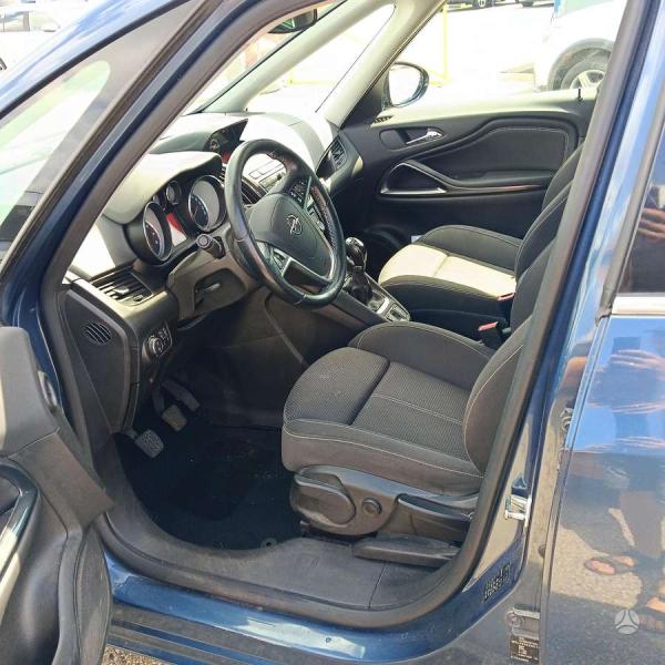 Zils Opel Zafira Tourer 2016 Kauņa, ar dzinēja tilpumu 1.60 L un nobraukumu 275 tūkst. km par 5555 €, foto 6 vietnē AUTOMOTO.COM.LV
