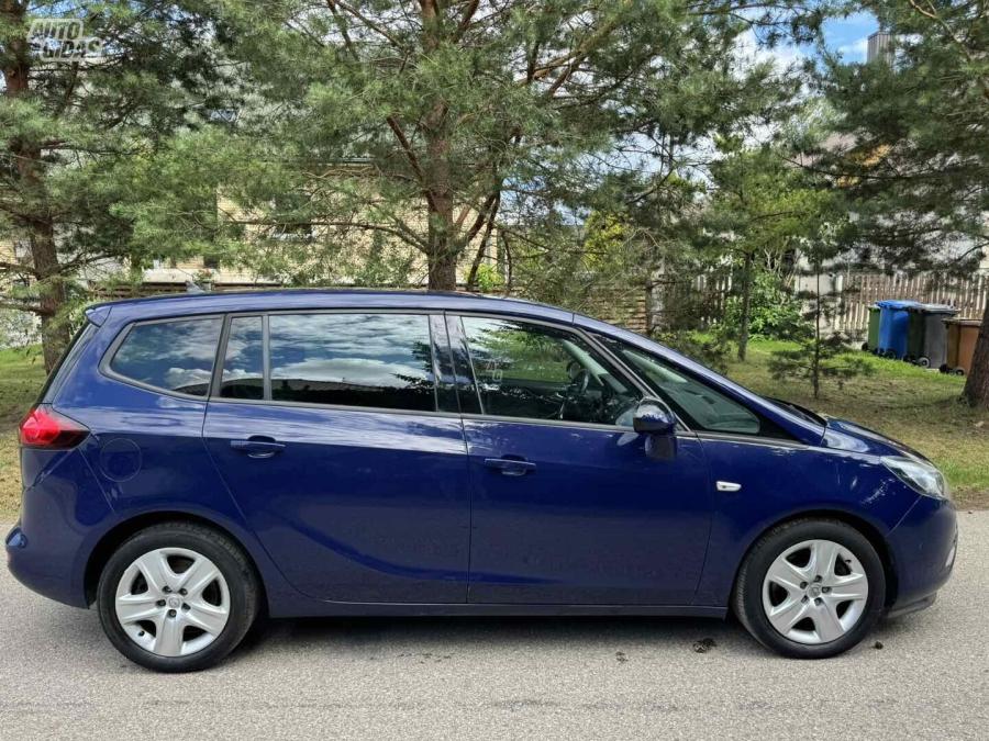 Blue Opel Zafira Tourer 2016 in Marijampole, with an engine capacity of 2.00 L and mileage of 230 thousand km for 6700 €, photo 6 on AUTOMOTO.COM.LV