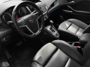 Blue Opel Zafira Tourer 2016 in Marijampole, with an engine capacity of 2.00 L and mileage of 230 thousand km for 6700 €, photo 9 on AUTOMOTO.COM.LV