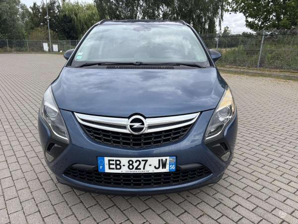 Blue Opel Zafira Tourer 2016 in Marijampole, with an engine capacity of 1.60 L and mileage of 246 thousand km for 4700 €, photo 3 on AUTOMOTO.COM.LV
