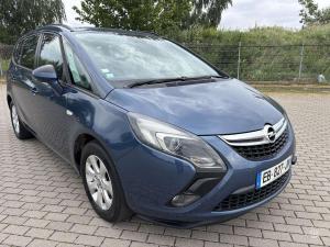 Zils Opel Zafira Tourer 2016 Marijampole, ar dzinēja tilpumu 1.60 L un nobraukumu 246 tūkst. km par 4700 €, foto 5 vietnē AUTOMOTO.COM.LV