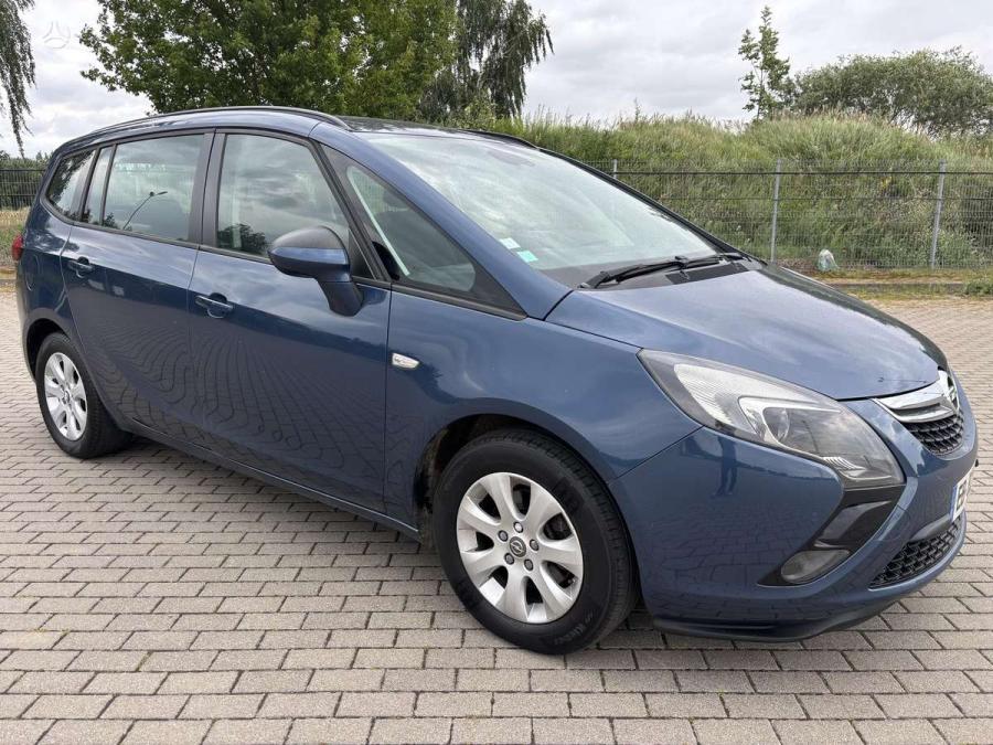 Zils Opel Zafira Tourer 2016 Marijampole, ar dzinēja tilpumu 1.60 L un nobraukumu 246 tūkst. km par 4700 €, foto 6 vietnē AUTOMOTO.COM.LV