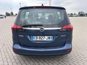 Zils Opel Zafira Tourer 2016 Marijampole, ar dzinēja tilpumu 1.60 L un nobraukumu 246 tūkst. km par 4700 €, foto 9 vietnē AUTOMOTO.COM.LV