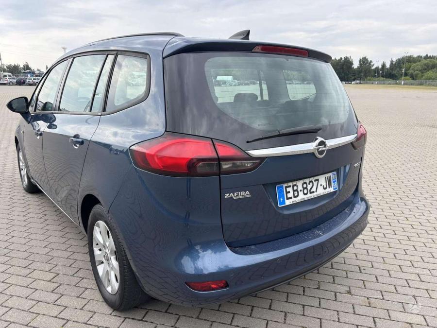 Zils Opel Zafira Tourer 2016 Marijampole, ar dzinēja tilpumu 1.60 L un nobraukumu 246 tūkst. km par 4700 €, foto 10 vietnē AUTOMOTO.COM.LV