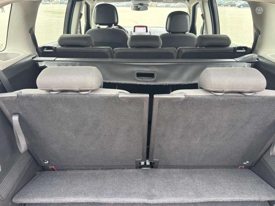 Zils Opel Zafira Tourer 2016 Marijampole, ar dzinēja tilpumu 1.60 L un nobraukumu 246 tūkst. km par 4700 €, foto 12 vietnē AUTOMOTO.COM.LV
