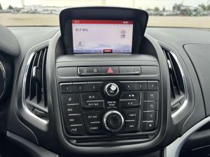Zils Opel Zafira Tourer 2016 Marijampole, ar dzinēja tilpumu 1.60 L un nobraukumu 246 tūkst. km par 4700 €, foto 18 vietnē AUTOMOTO.COM.LV