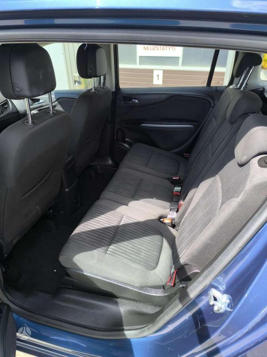 Zils Opel Zafira Tourer 2016 Joniškis, ar dzinēja tilpumu 1.36 L un nobraukumu 190 tūkst. km par 5850 €, foto 12 vietnē AUTOMOTO.COM.LV