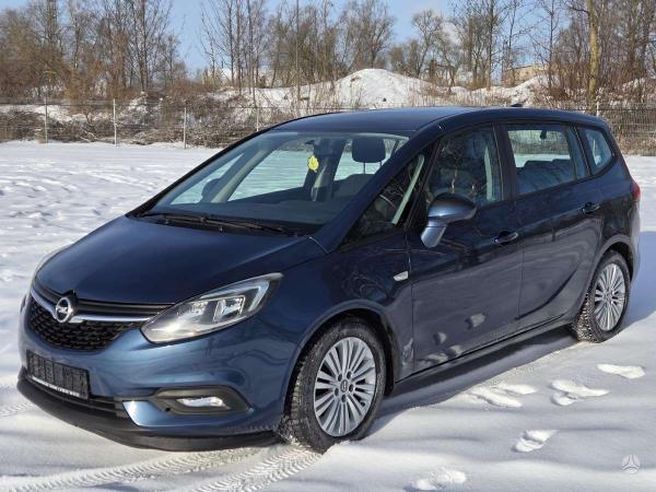 Синий Опель Zafira Tourer 2017 в Мариямполе, объемом двигателя 1.40 л и пробегом 152 тыс. км за 7300 €, фото 1 на AUTOMOTO.COM.LV
