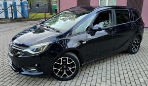 Blue Opel Zafira Tourer 2017 in Siauliai, with an engine capacity of 1.60 L and mileage of 250 thousand km for 5950 €, photo 8 on AUTOMOTO.COM.LV