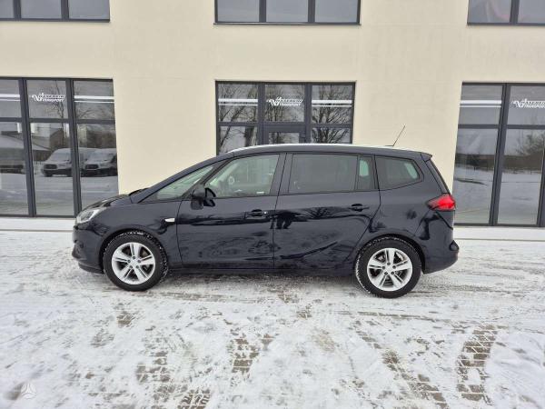 Zils Opel Zafira Tourer 2018 Marijampole, ar dzinēja tilpumu 1.60 L un nobraukumu 265 tūkst. km par 9000 €, foto 5 vietnē AUTOMOTO.COM.LV