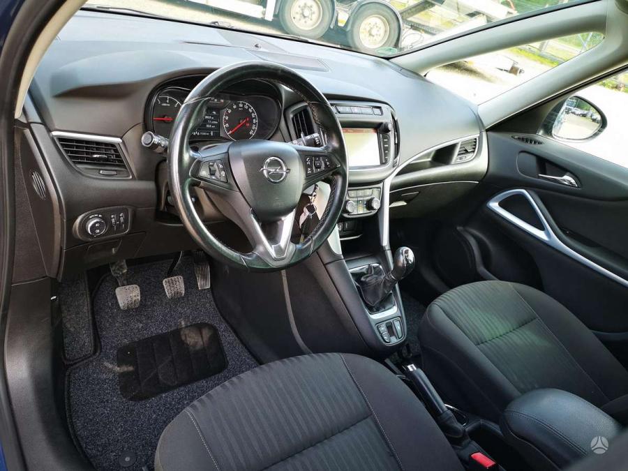 Blue Opel Zafira Tourer 2018 in Radviliskis, with an engine capacity of 1.36 L and mileage of 167 thousand km for 7750 €, photo 12 on AUTOMOTO.COM.LV
