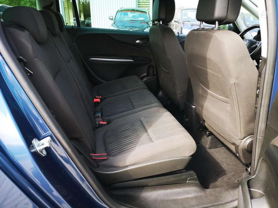 Blue Opel Zafira Tourer 2018 in Radviliskis, with an engine capacity of 1.36 L and mileage of 167 thousand km for 7750 €, photo 15 on AUTOMOTO.COM.LV